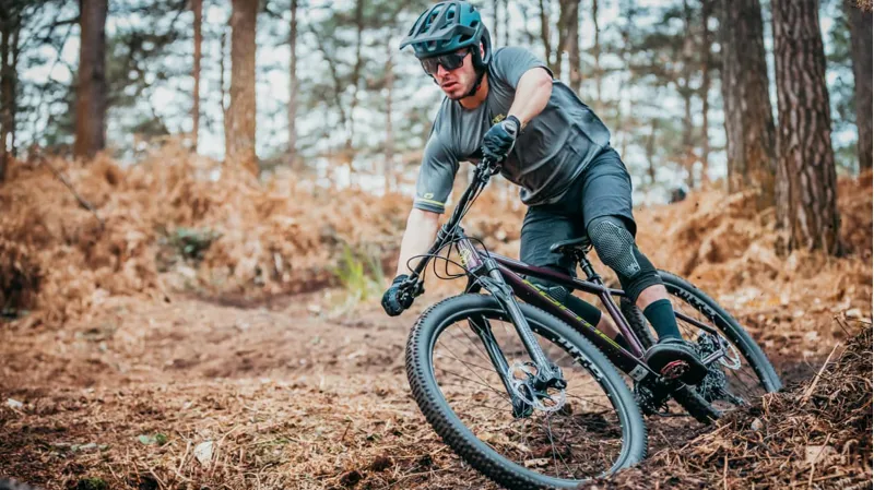 Forme Black Rocks HT2 29er 2022 Hardtail Mountain Bike - Purple