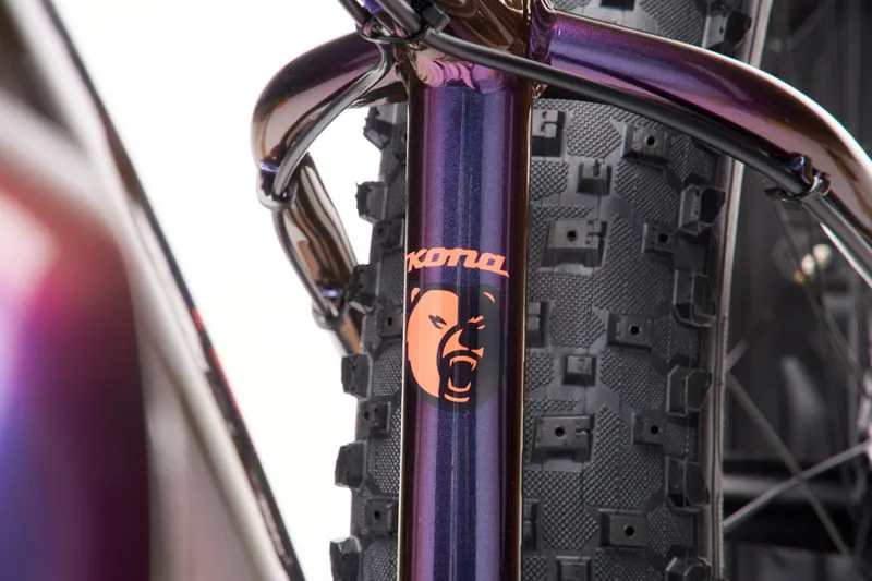 Kona Woo 26w 2021 Fat Bike - Gloss Prism Purple