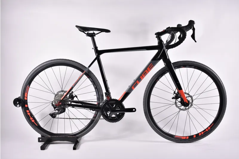 Ex-Roadshow 2019 Cube Cross Race Black/Red 53cm