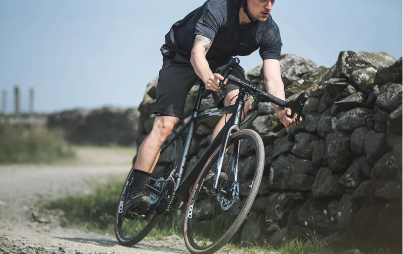 Saracen Hack in Black 2018 Road Bike - Black