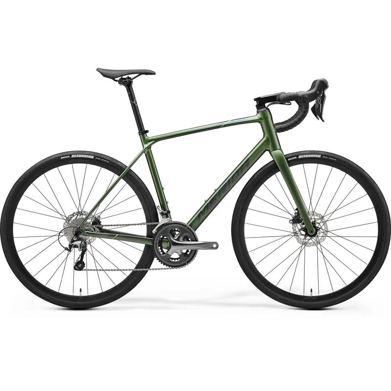 Merida Scultura Endurance 300 2025 Road Bike - Silk Green/Silver